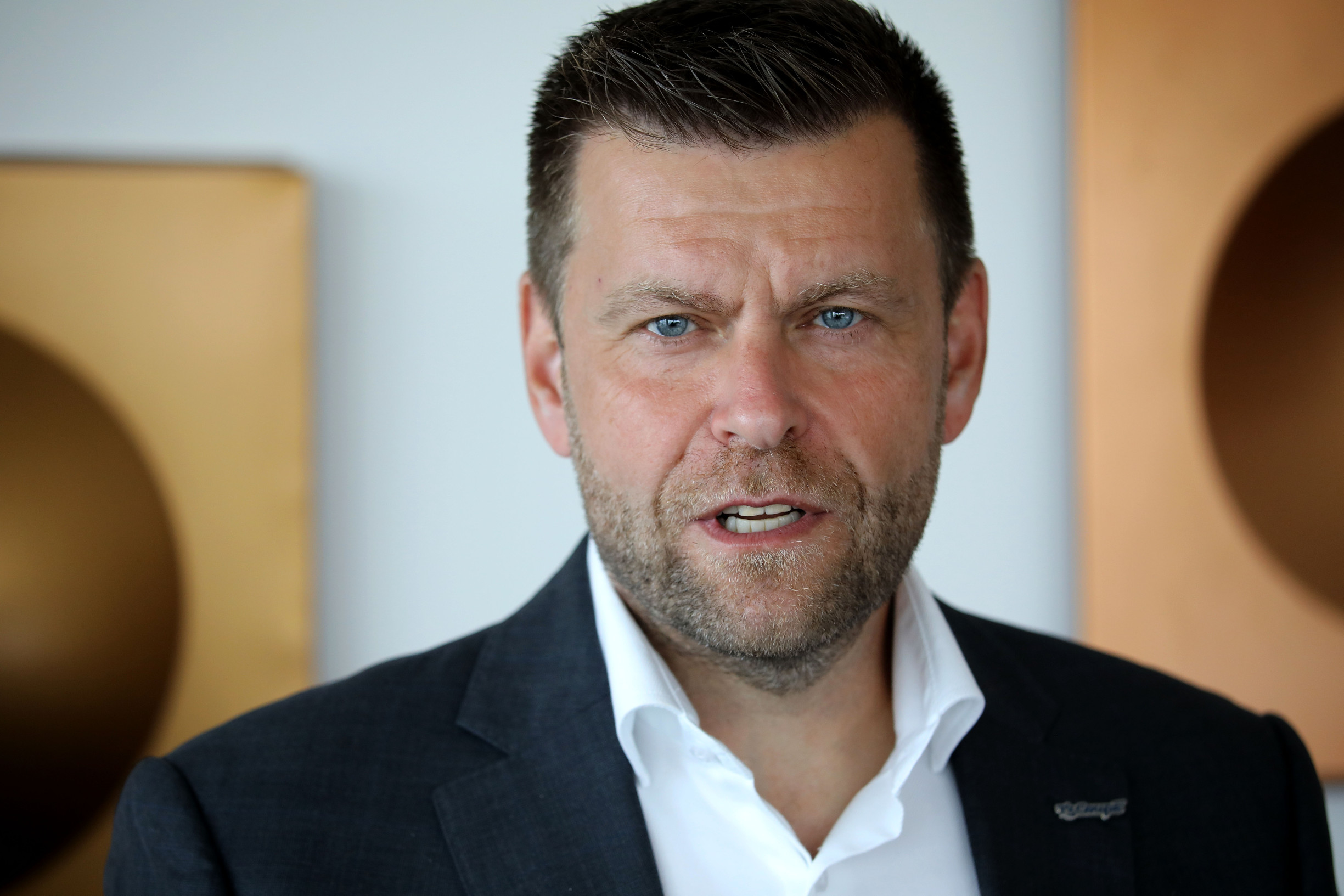 Witowski se sešel s podnikatelem z Dozimetru, podle odposlechů u toho ...