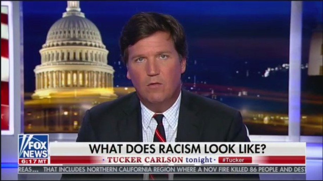 Kontroverzní moderátor Tucker Carlson končí ve Fox News