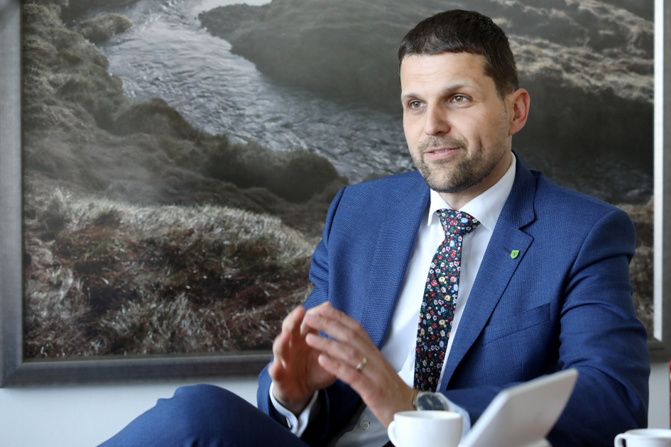 Hladík v rozhovoru vysvětluje chybějících padesát miliard v rozpočtu