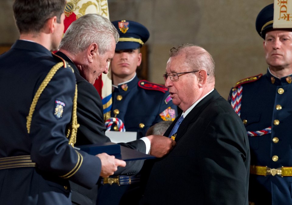 Novinky: Zemřel bývalý ministr Miroslav Toman starší