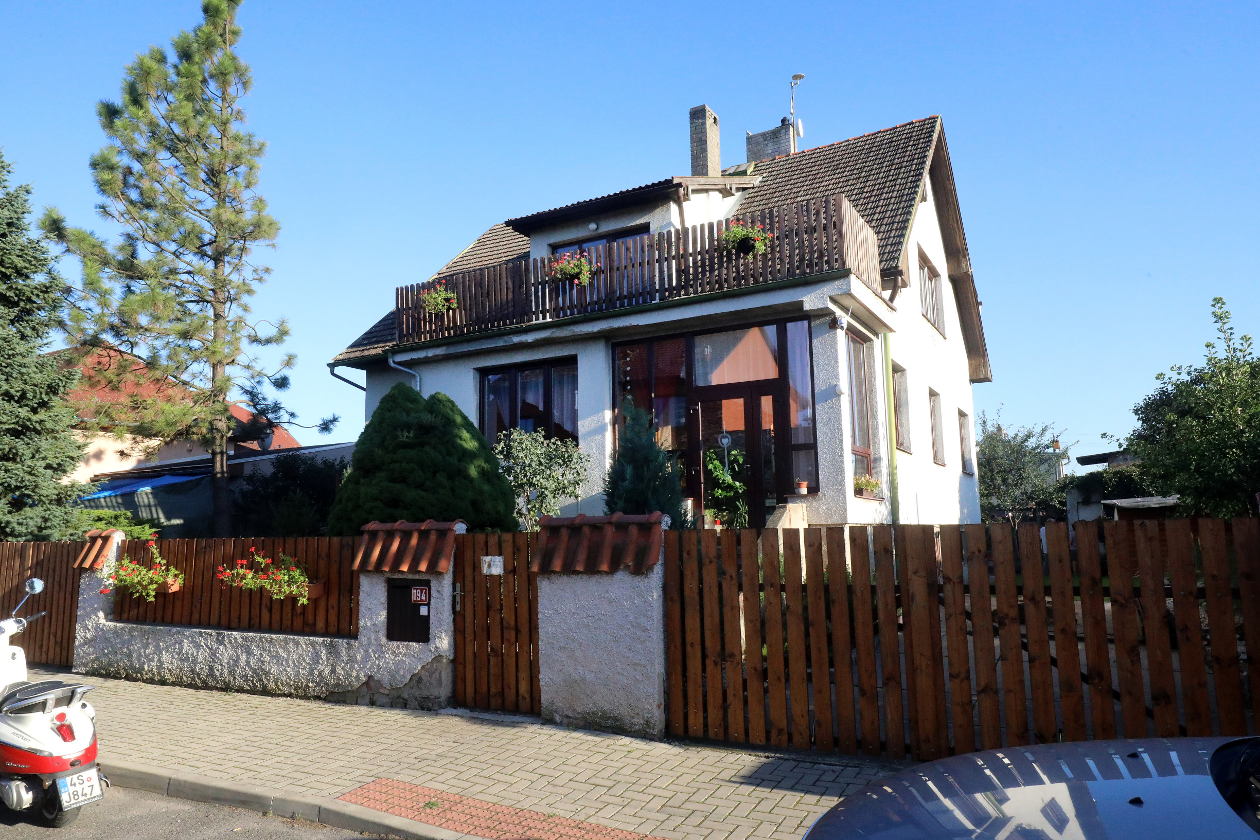 Obrazem: K čemu má sloužit nová dotace? Prošli jsme „dům po babičce ...