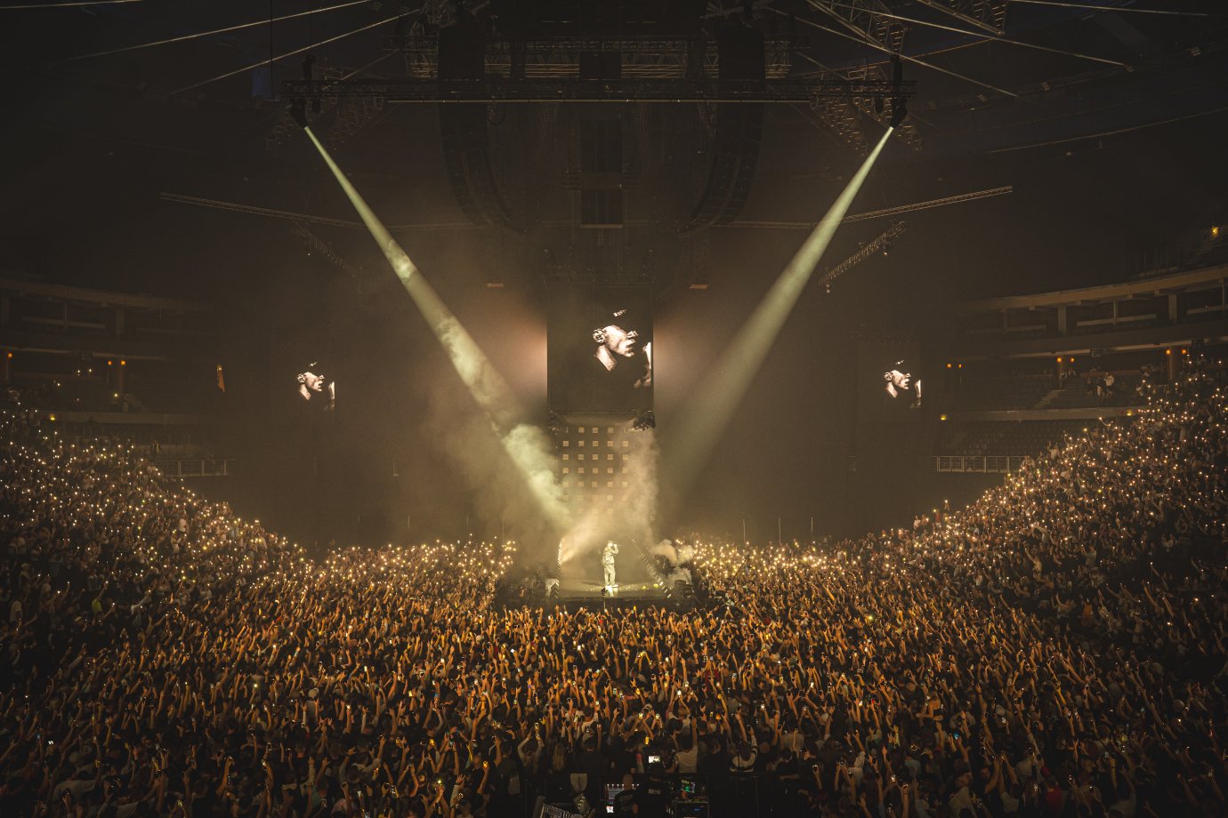 „Děti imigrantů a teď všude jsme jak Vansy.“ Calin a Viktor Sheen ...