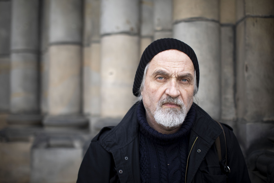 Nehodnotí, nemoralizuje. Pouliční fotograf Kevin V. Ton v rozhovoru s ...